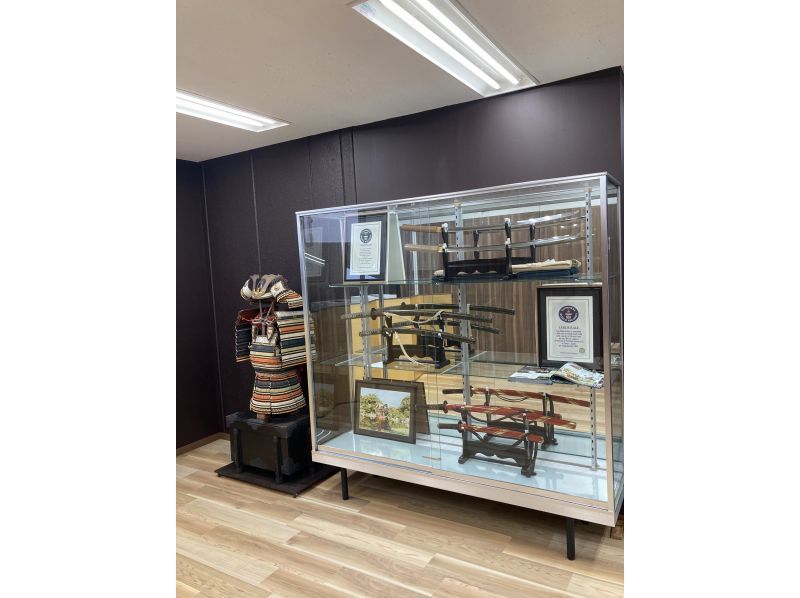 [Osaka/Namba/Nihonbashi] Japanese sword trial cutting experience! A ...